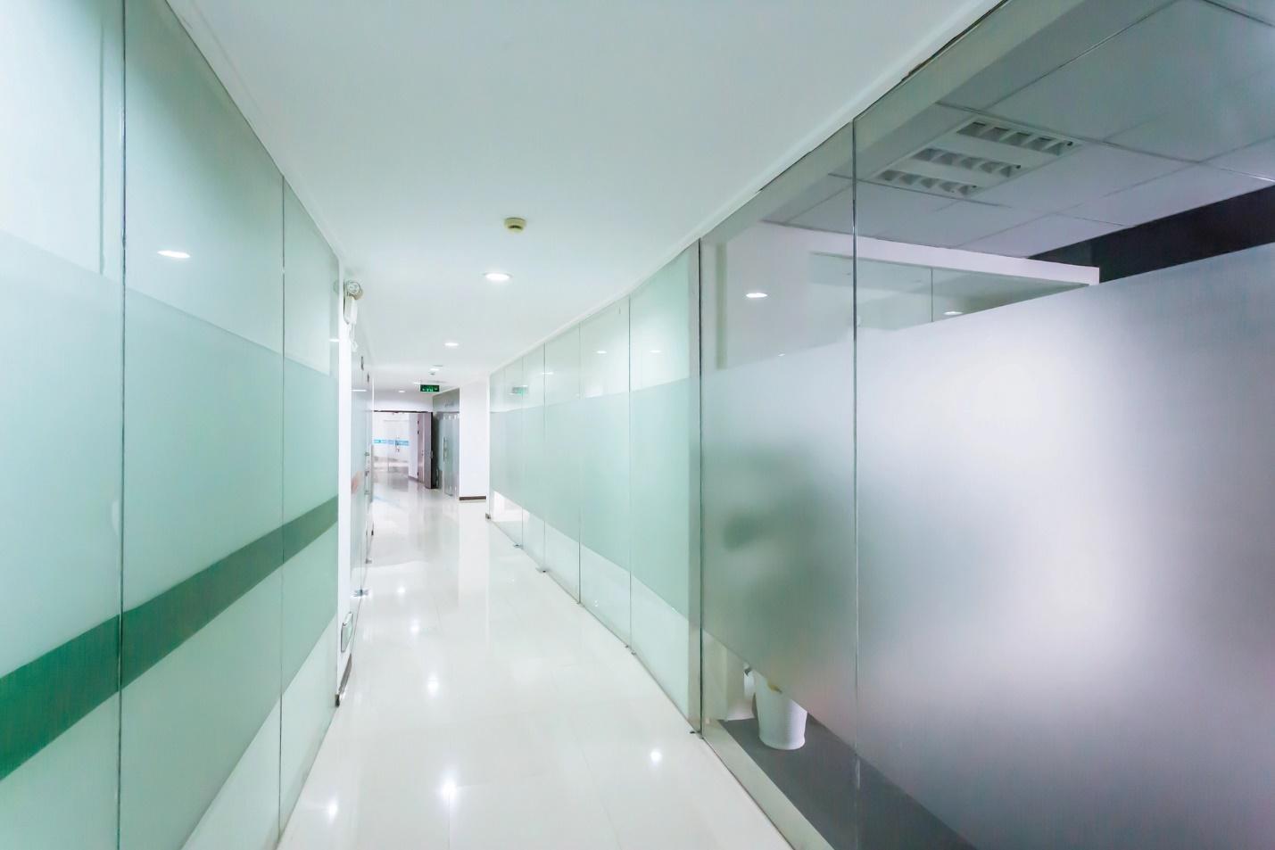 Decorative Glass in Your Office | Verrage Glass and Mirror Inc